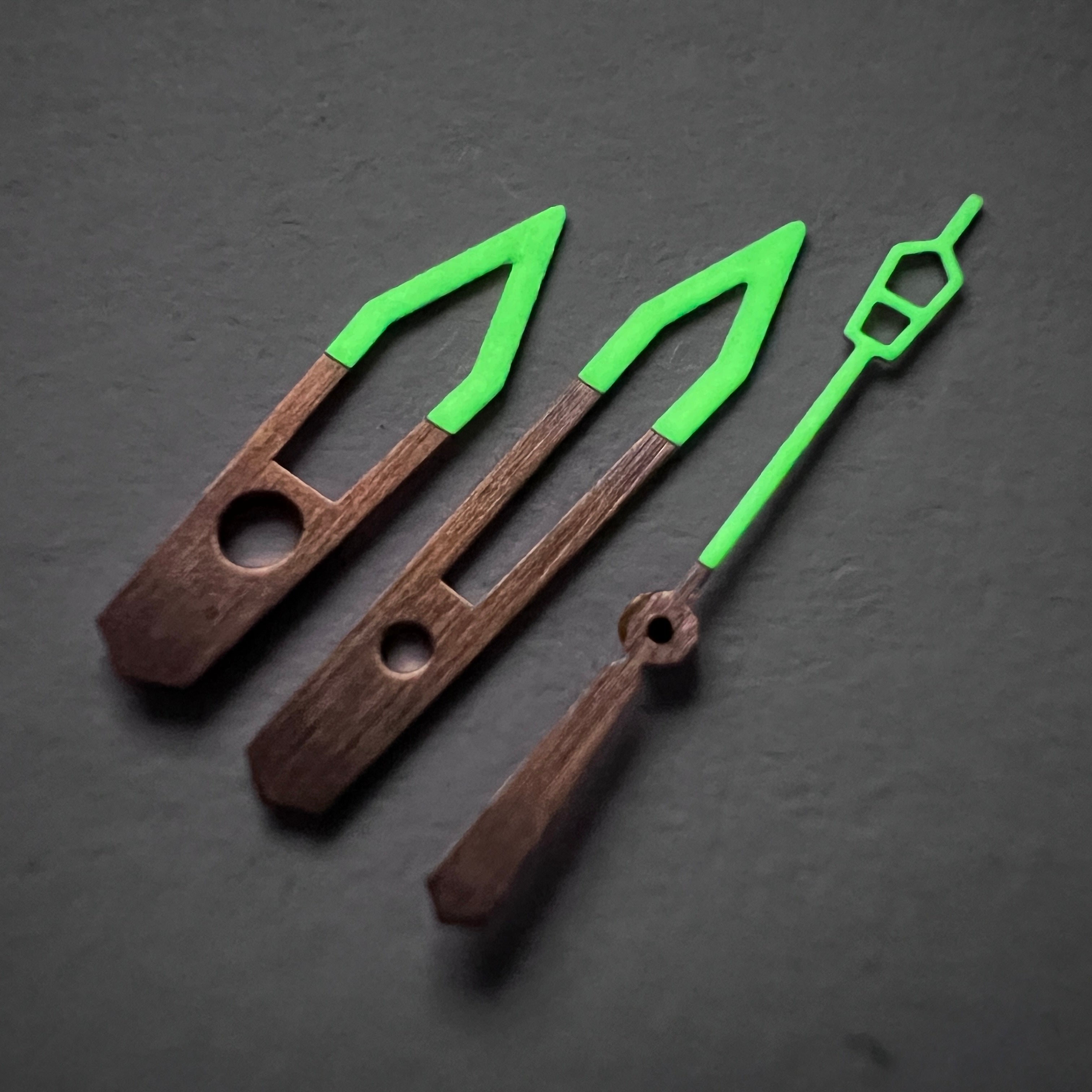 Dagger: Brushed Rose Gold Skeleton Hands – WEEZMODS