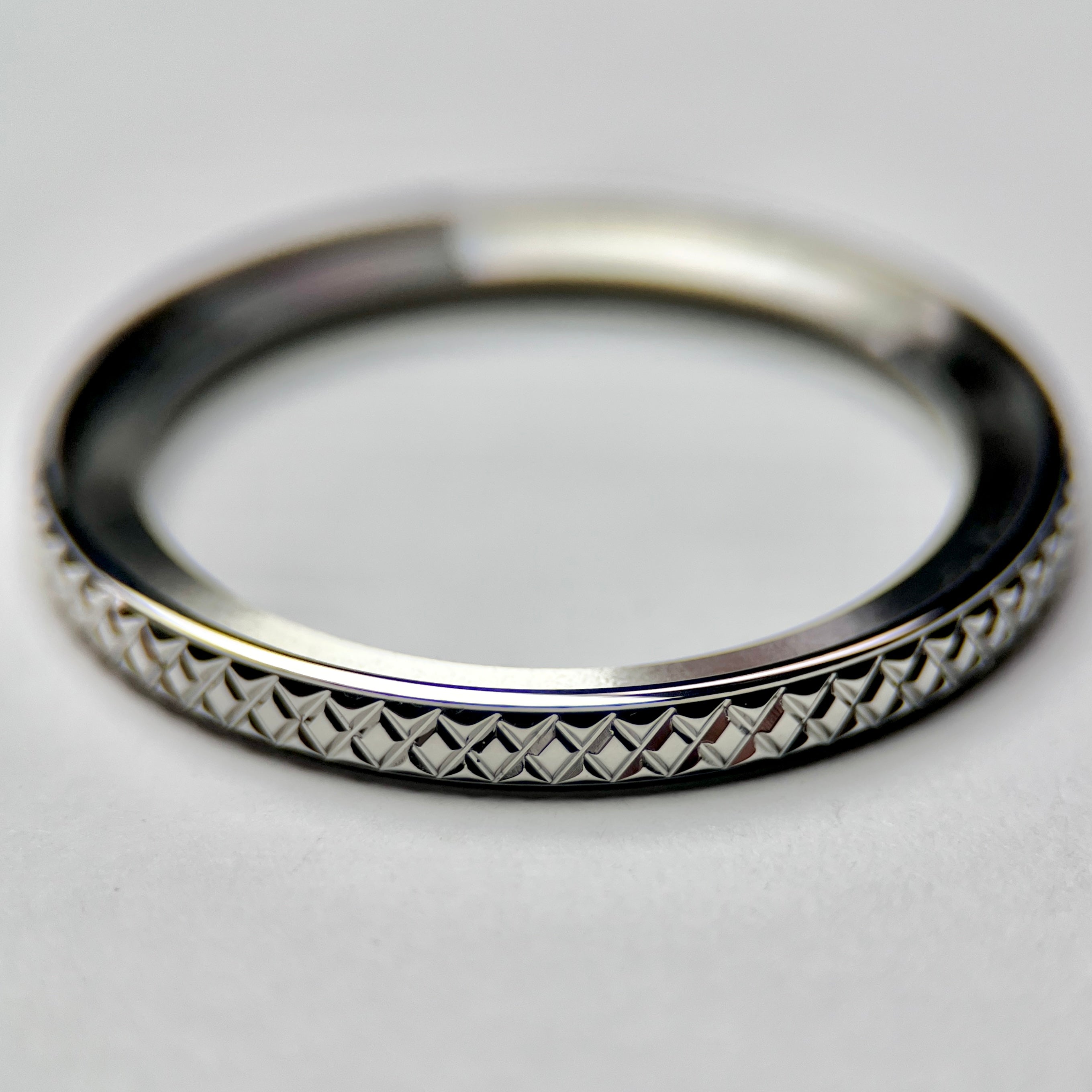 Knurled Bezel: Polished Silver – WEEZMODS